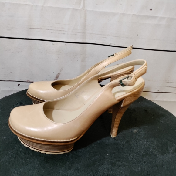 Donald J. Pliner | Shoes | Lisa By Donald Pilner Nude Platform Heels ...